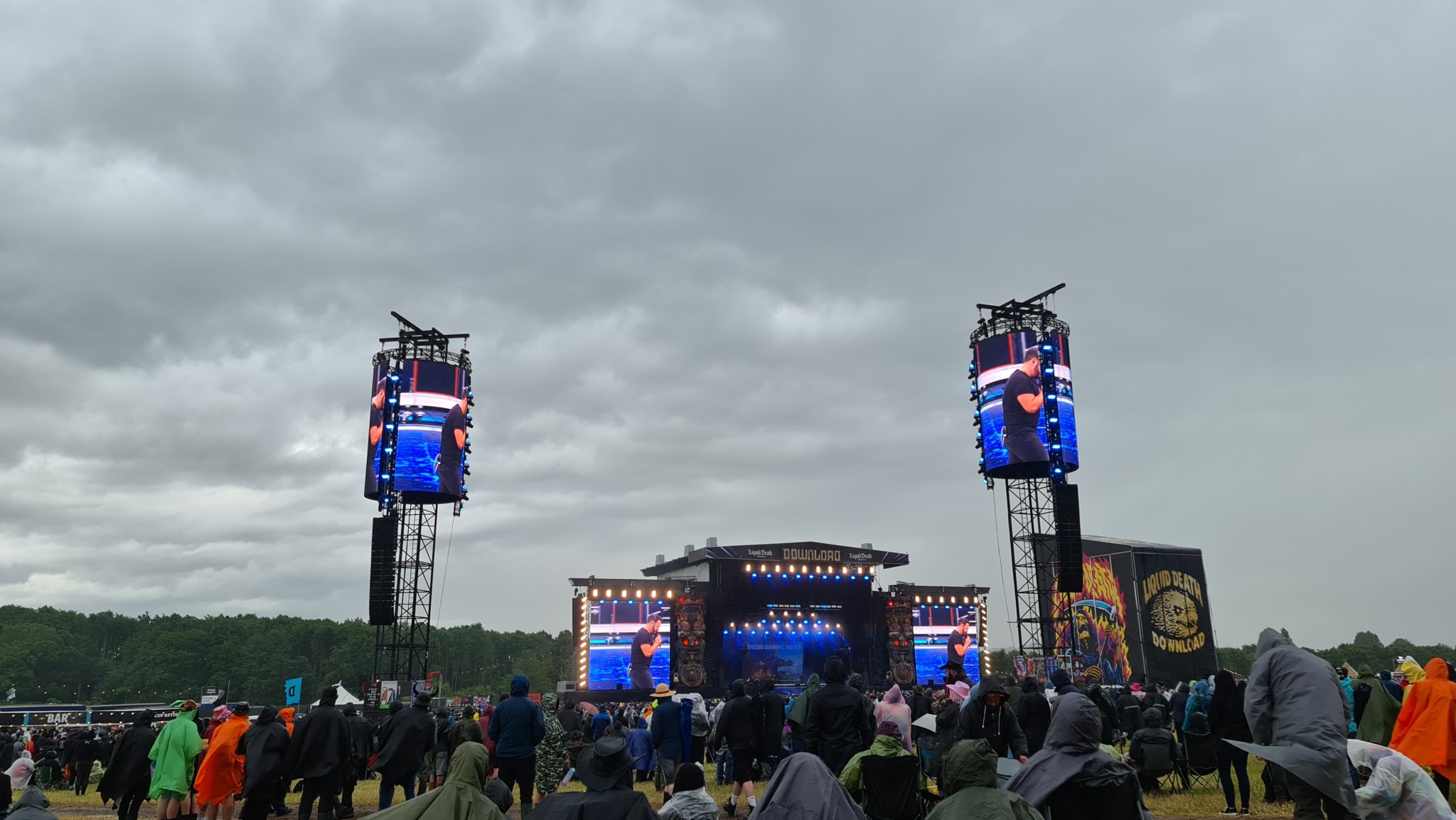 Ultimate Rock Festival Packing List 2026 | Survival Guide – Fox Reviews ...